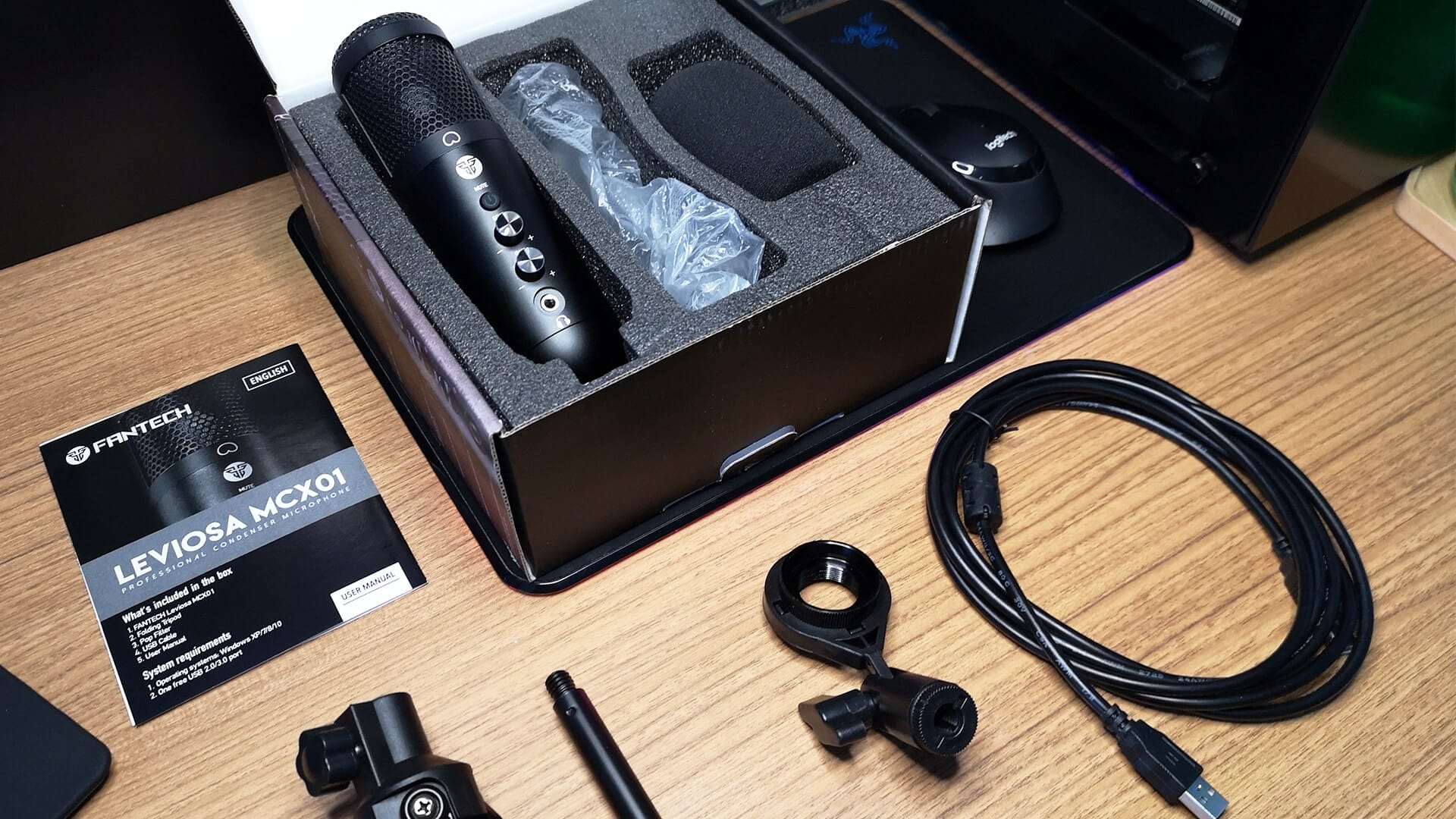 Fantech LEVIOSA MCX01: Budget RGB mic for streamers - Tech Edition