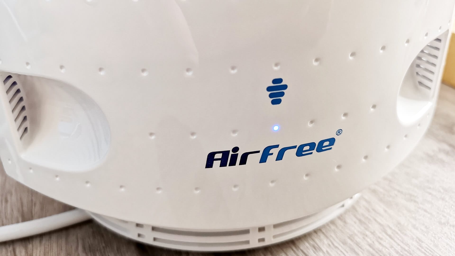 Airfree air purifier: Completely silent air cleaning that is ...