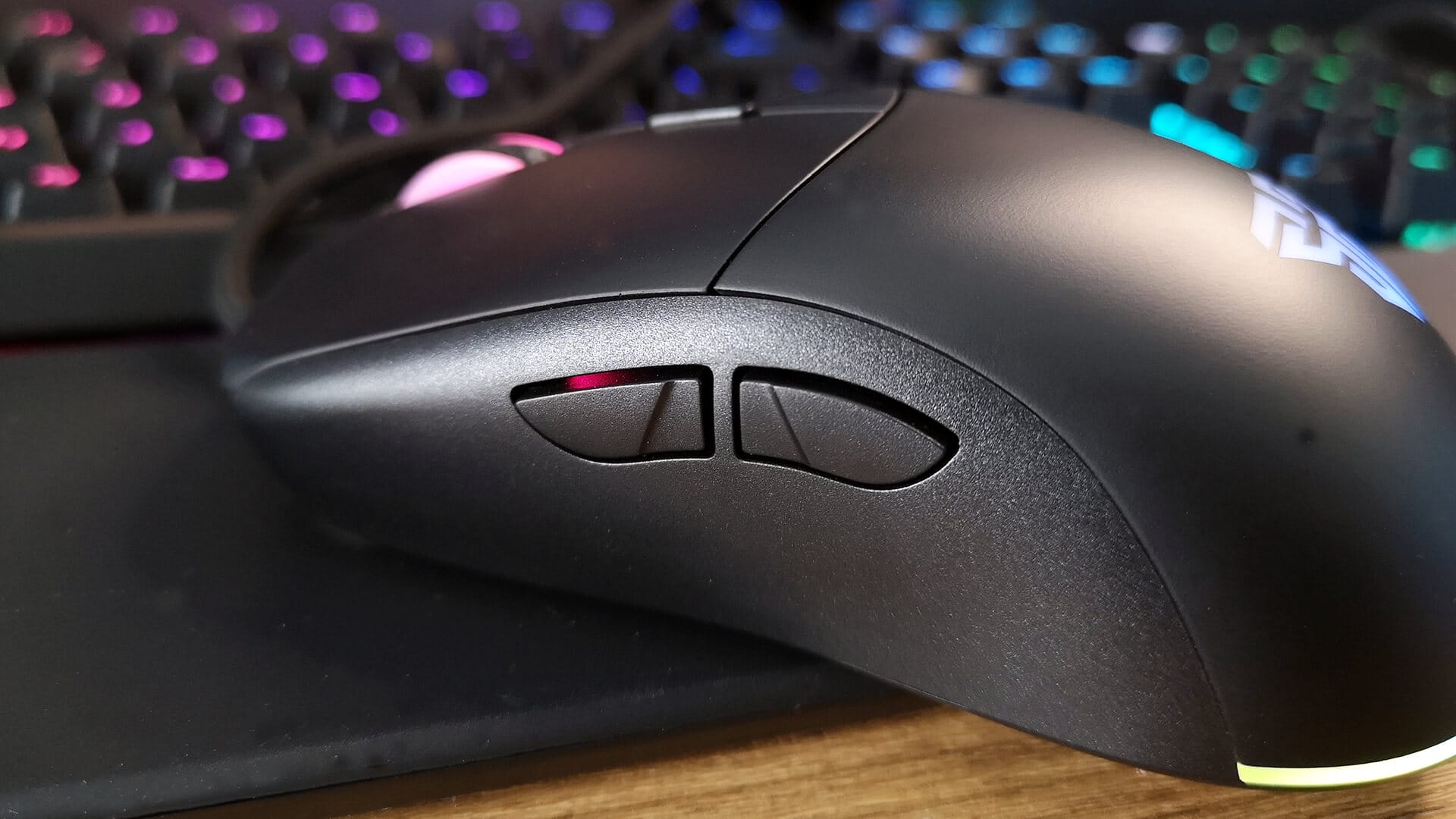 Fantech HELIOS UX3: Minimalist, hyper-light eSports mice - Tech Edition