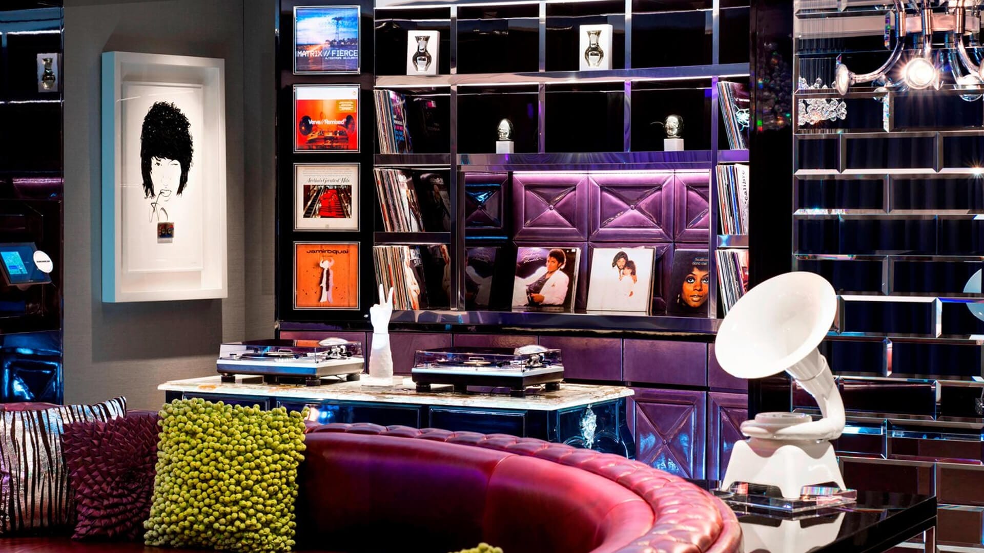 Top 8 high tech hotels to visit around the world in 2022 - Tech Edition