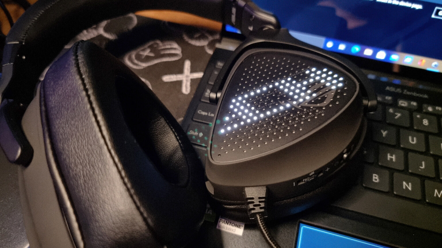 ROG Delta S Animate: Gaming headset with a new, pixel-powered twist for ...