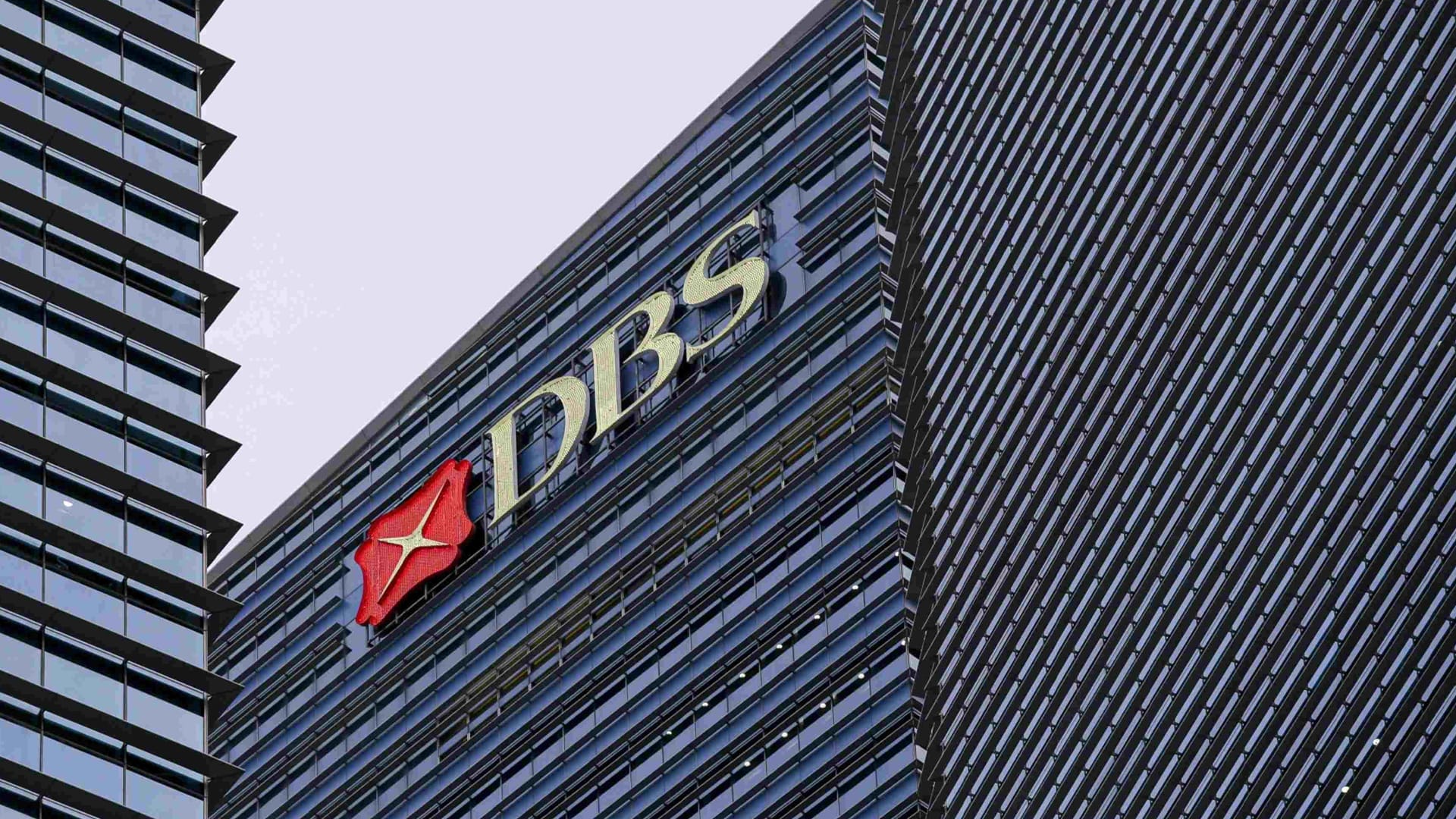 Singapore banks introduce new security feature to lock funds - Tech Edition