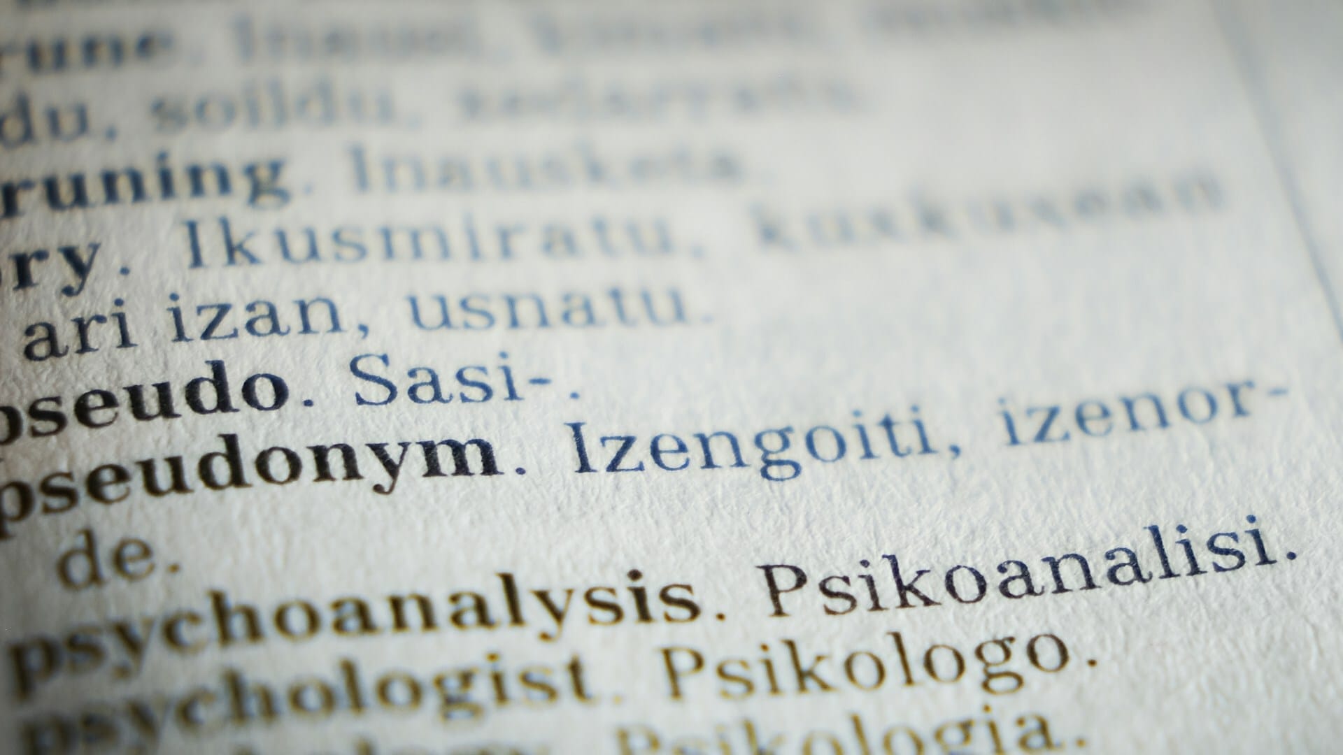 Roblox introduces real-time AI chat translator - Tech Edition