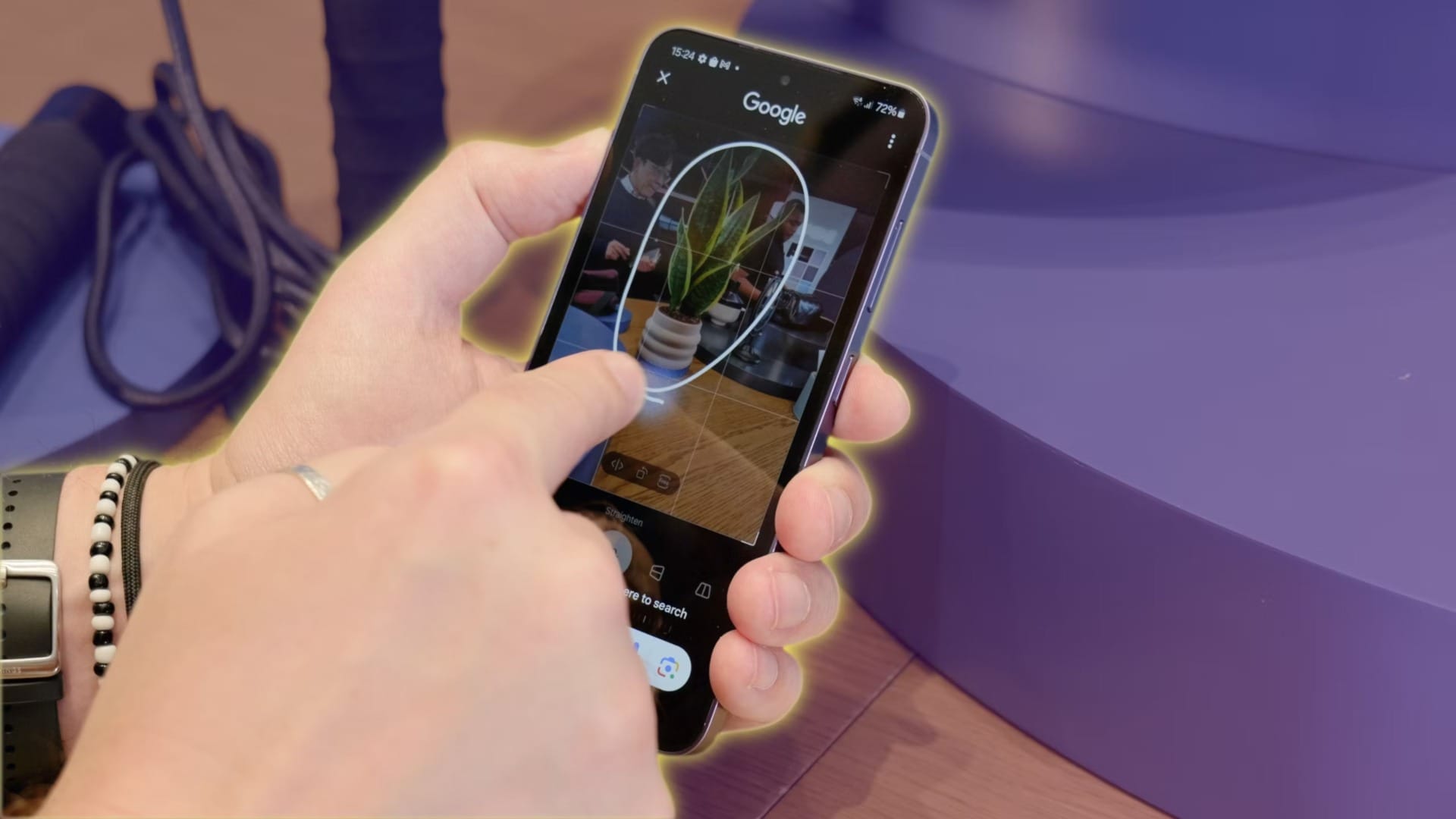 Circle to Search may soon offer new features on Google and Samsung ...