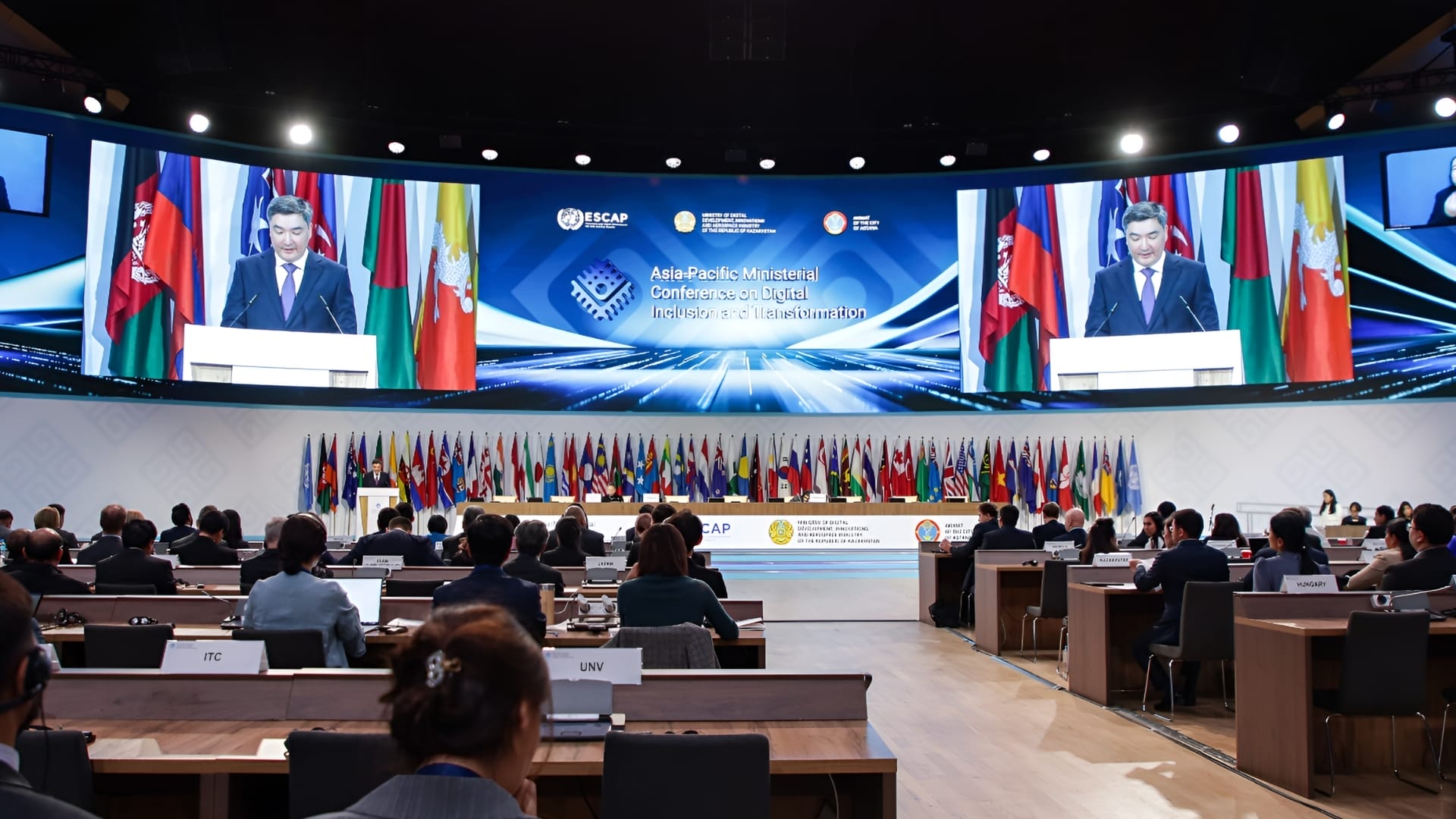 Asia-Pacific leaders pledge to bridge digital divide and drive ...