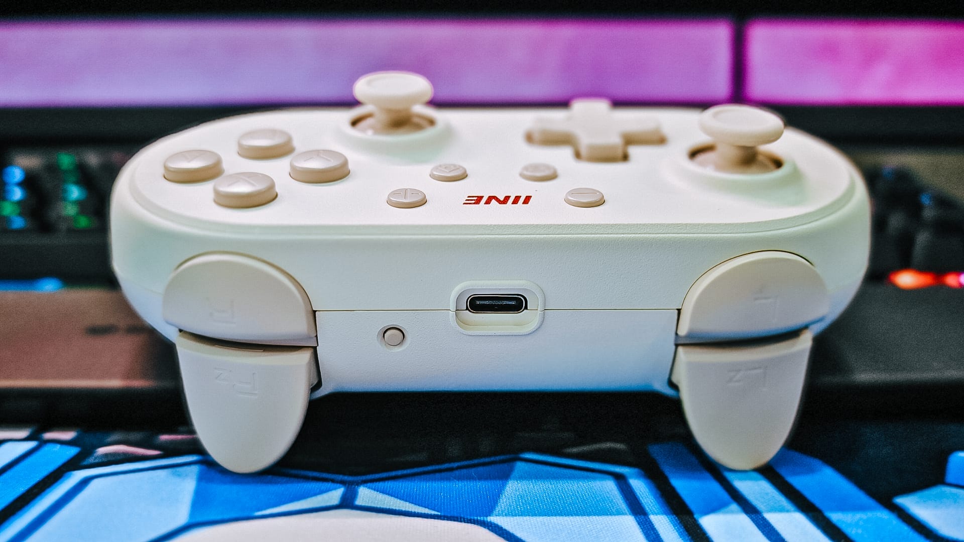 IINE Athena Wireless Controller review: Precision and versatility in ...