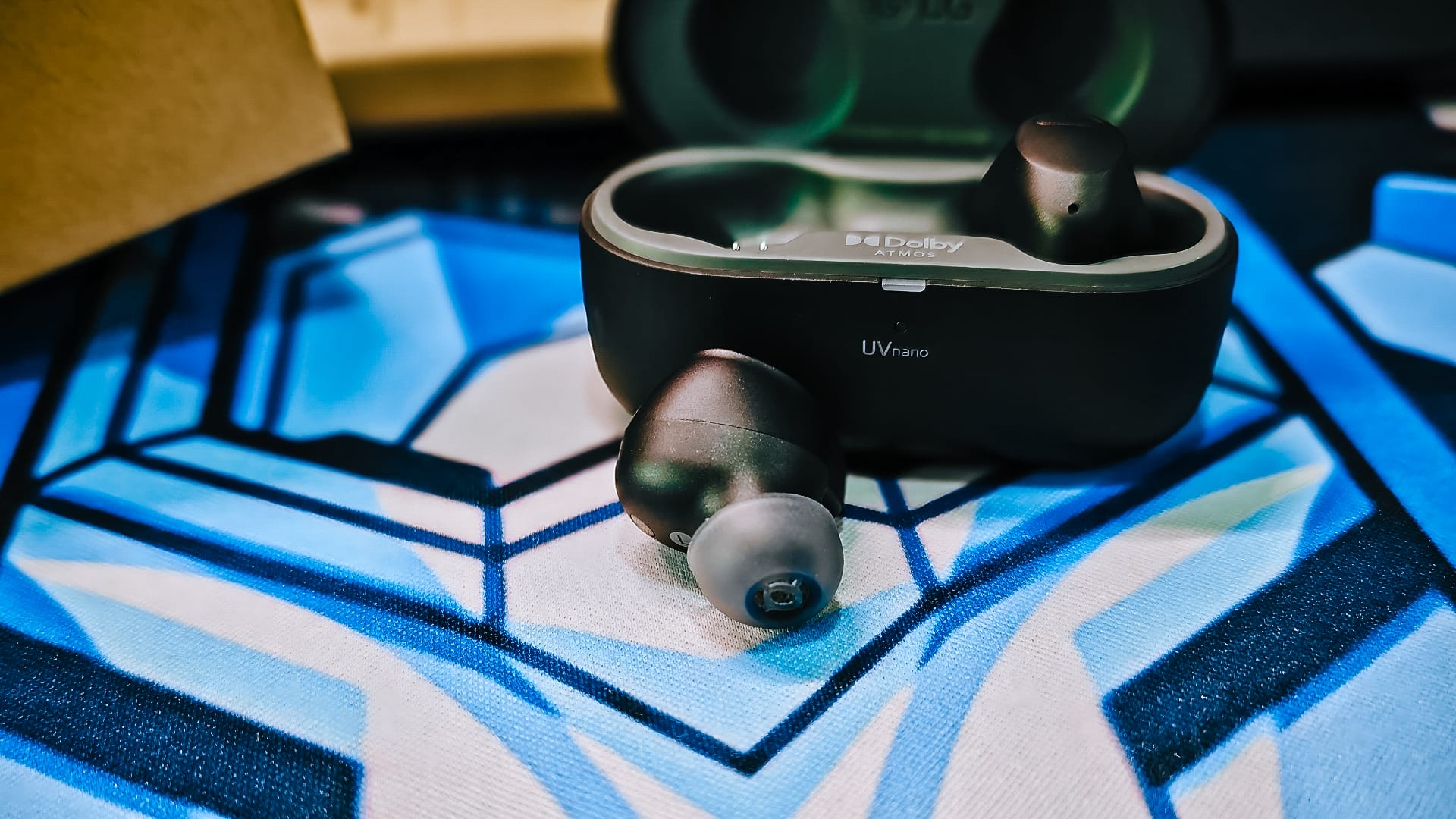 LG TONE Free T90S review: A Dolby Atmos wireless earbuds - Tech Edition