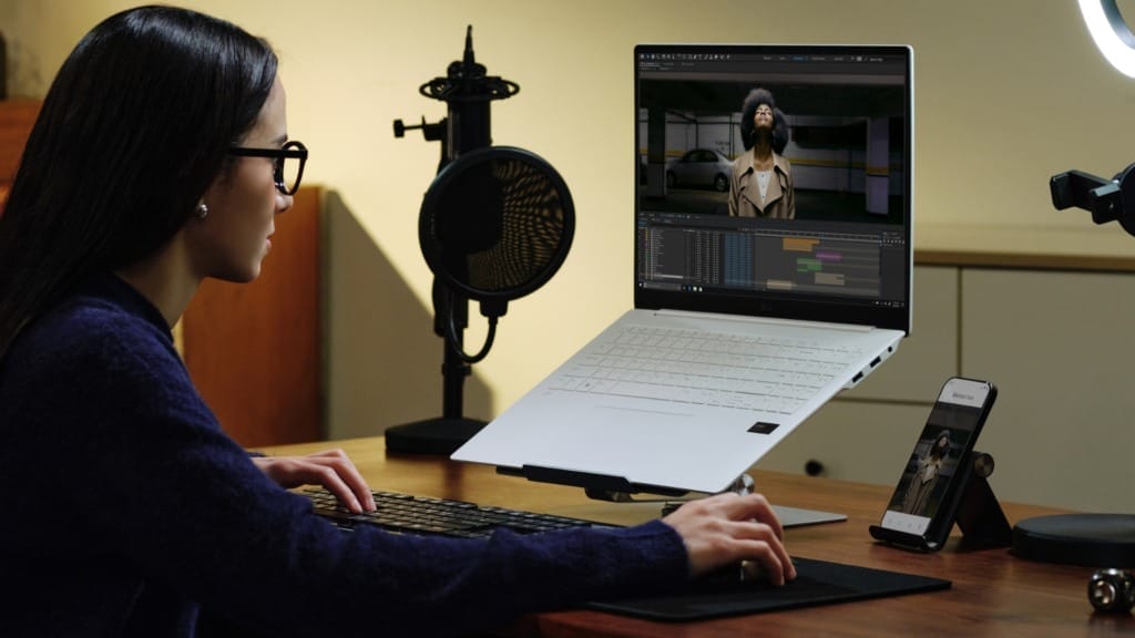 LG launches next-gen AI laptop with Intel Core Ultra processors - Tech ...