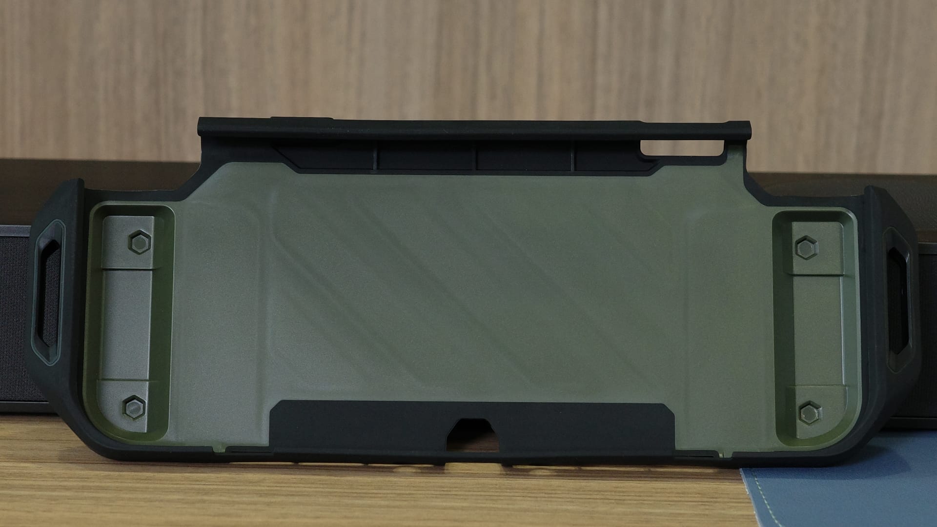 SUPCASE Unicorn Beetle PRO Series Case review: Ergonomic case for ...