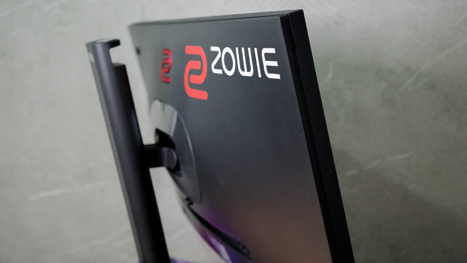 ZOWIE XL2566X+ review: A 400Hz esports monitor that redefines gaming ...