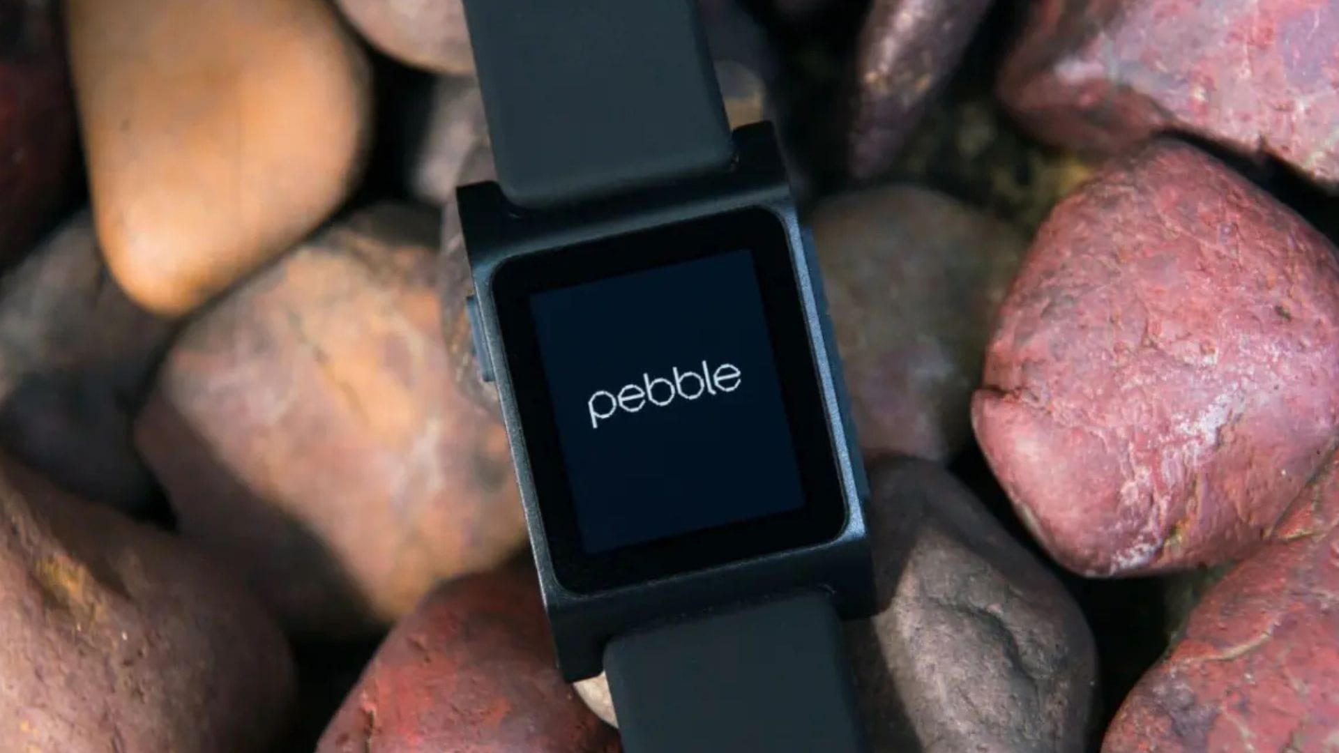Pebble smartwatch makes a comeback with open-source software release - Tech Edition