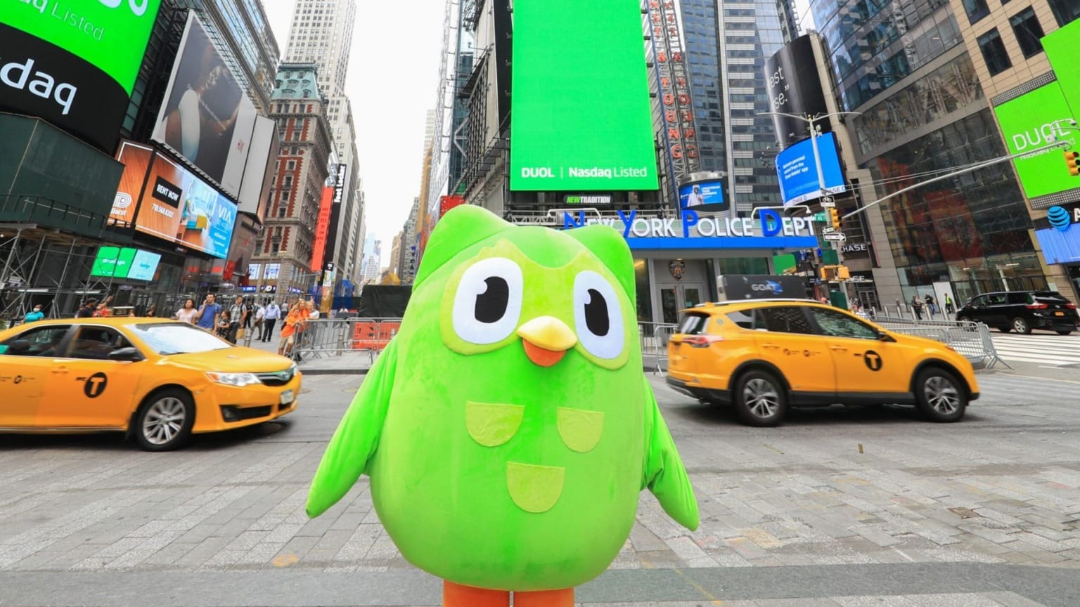 Duolingo’s Cybertruck stunt ‘kills’ mascot Duo, and users can’t get ...