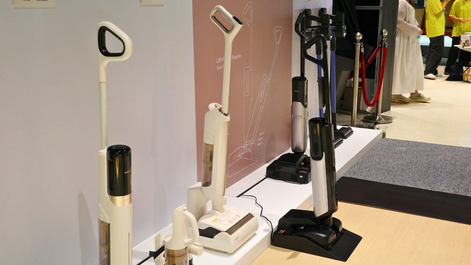 MOVA unveils innovative smart cleaning solutions in Singapore - Tech ...