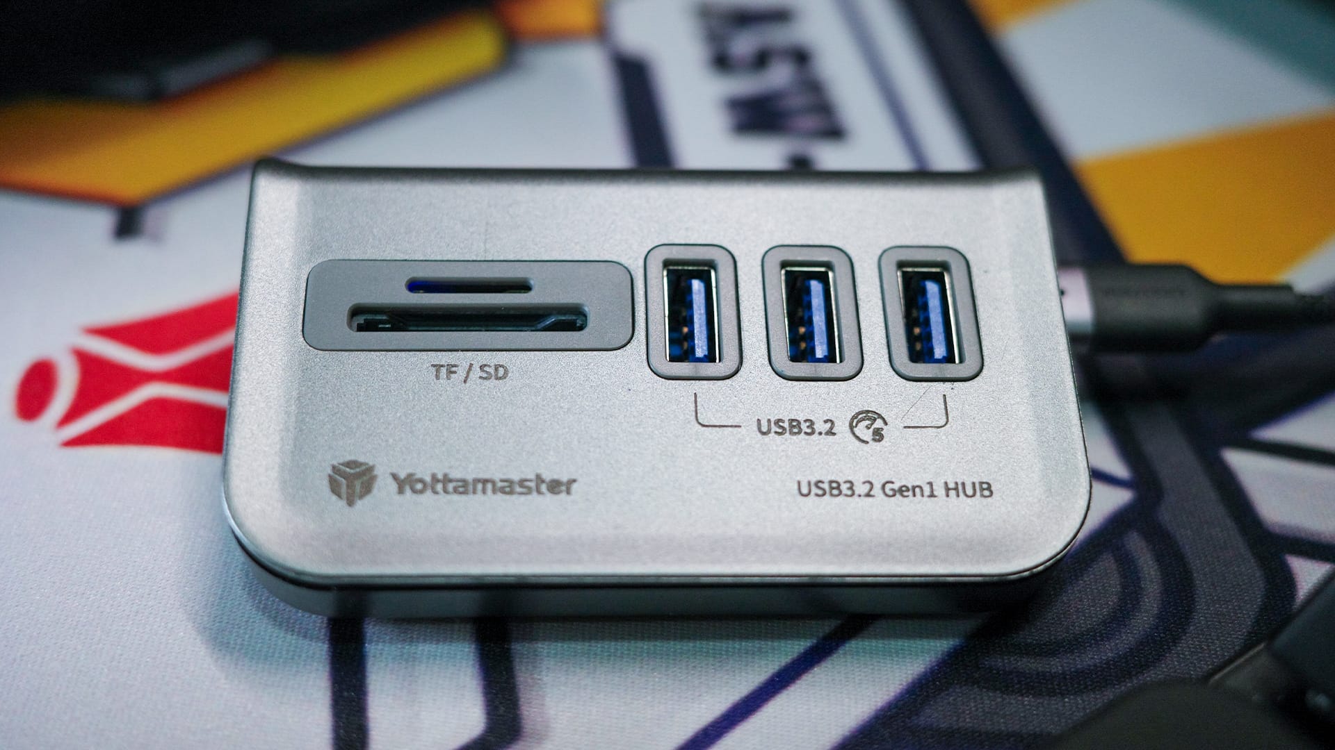 Yottamaster 3 Ports USB Hub with Card Reader review: A reliable hub for ...