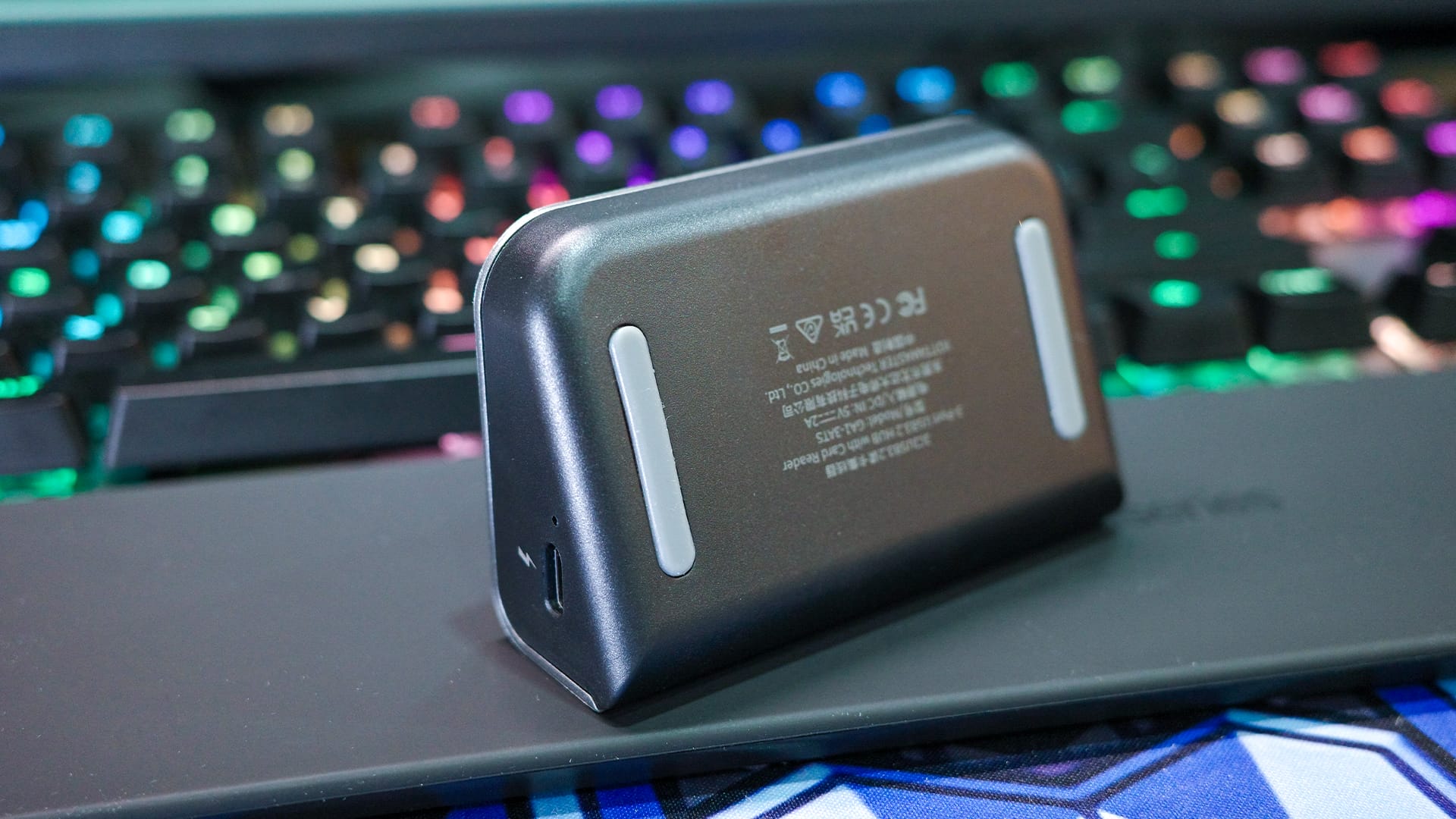 Yottamaster 3 Ports USB Hub with Card Reader review: A reliable hub for ...