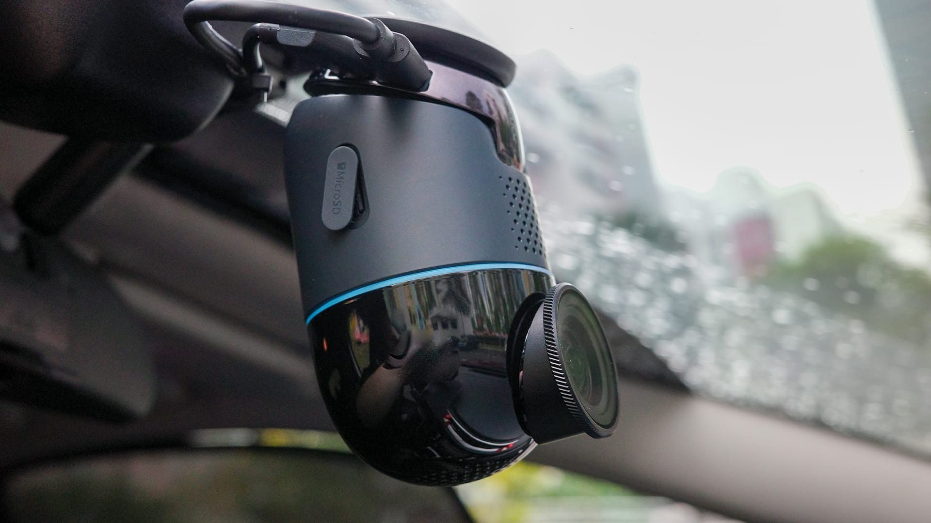 70mai 4K Omni X800 review: A next-gen 360° dash cam with AI motion ...