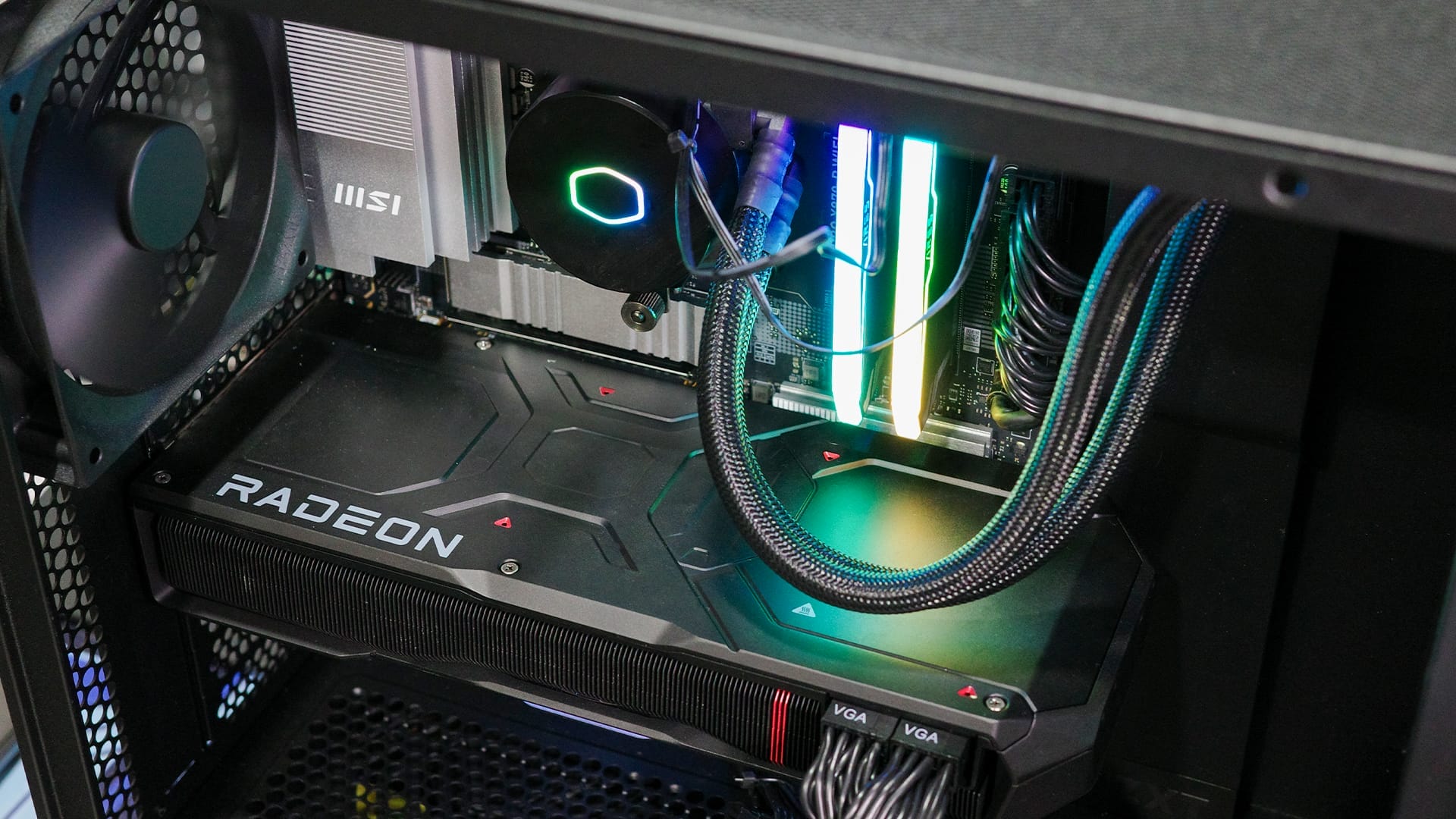 AMD Ryzen 9 9950X review: Powerful performance without the fuss - Tech ...