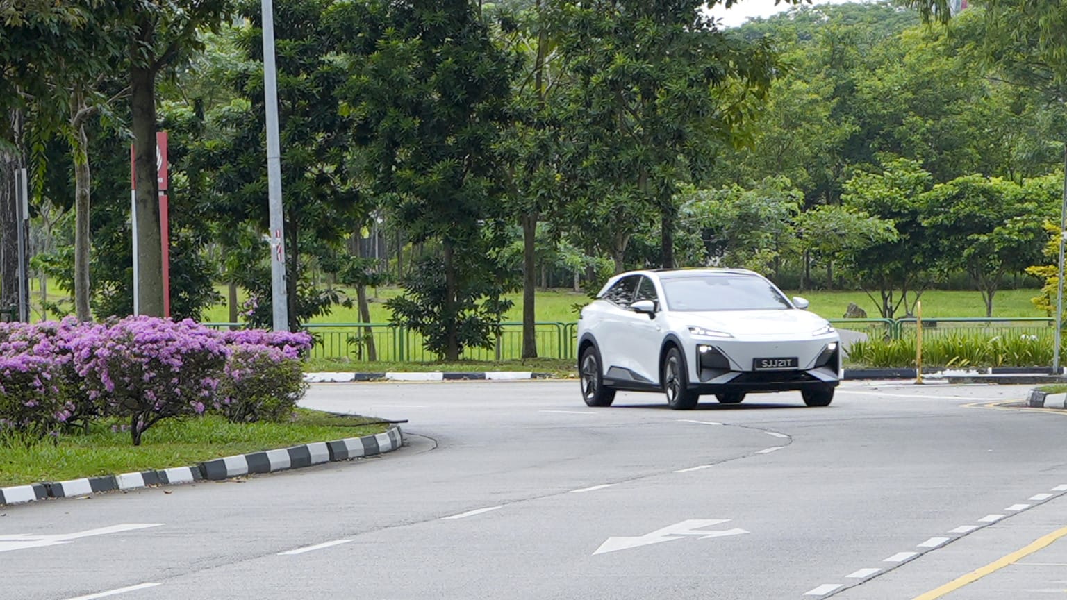 DEEPAL S07 review: A tech-forward all-electric SUV with premium ...