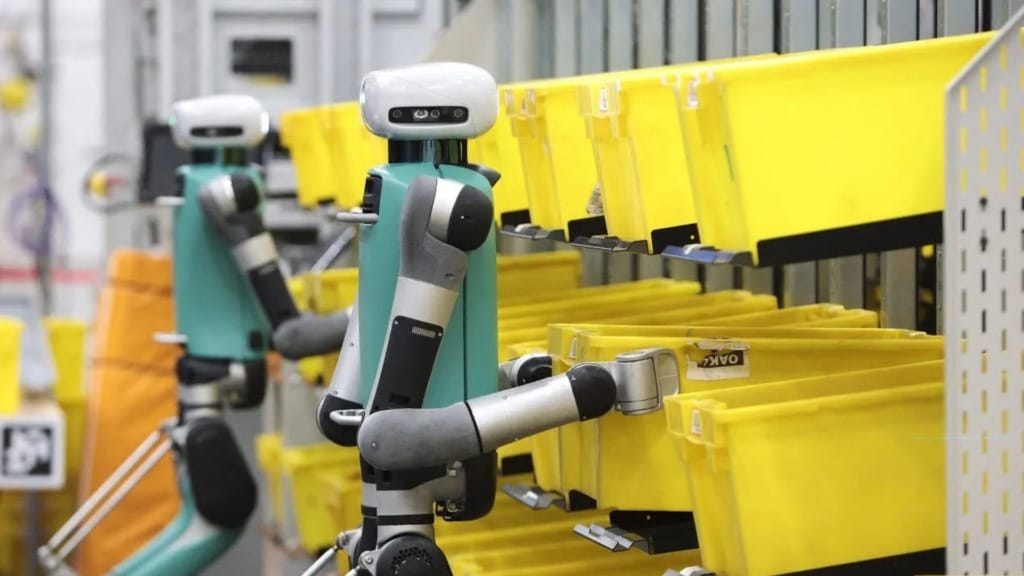 Self-charging humanoid robot marks breakthrough in autonomous robotics ...