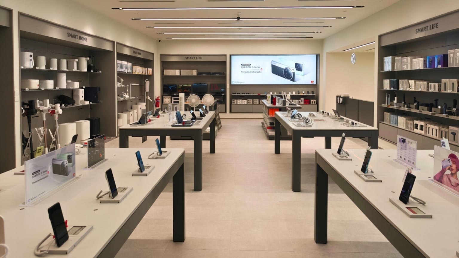 Xiaomi opens new store at City Square Mall and launches Shopee presence ...