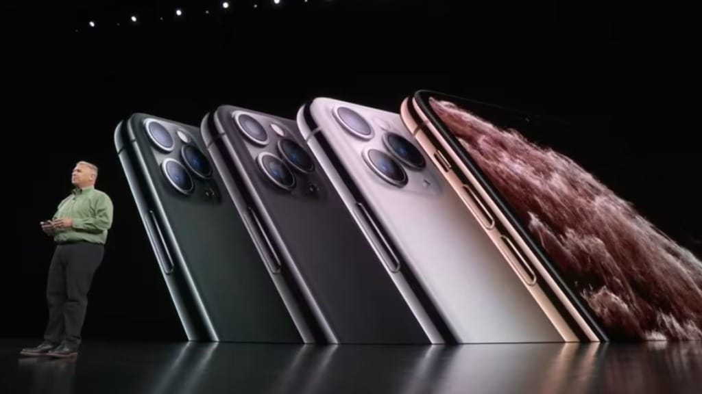 Apple may introduce Ultra Retina XDR displays on iPhones by 2028 - Tech ...