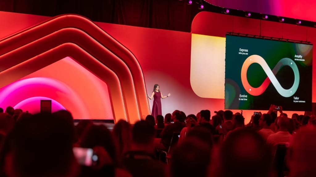 HubSpot unveils Loop Marketing playbook to drive growth in AI era ...