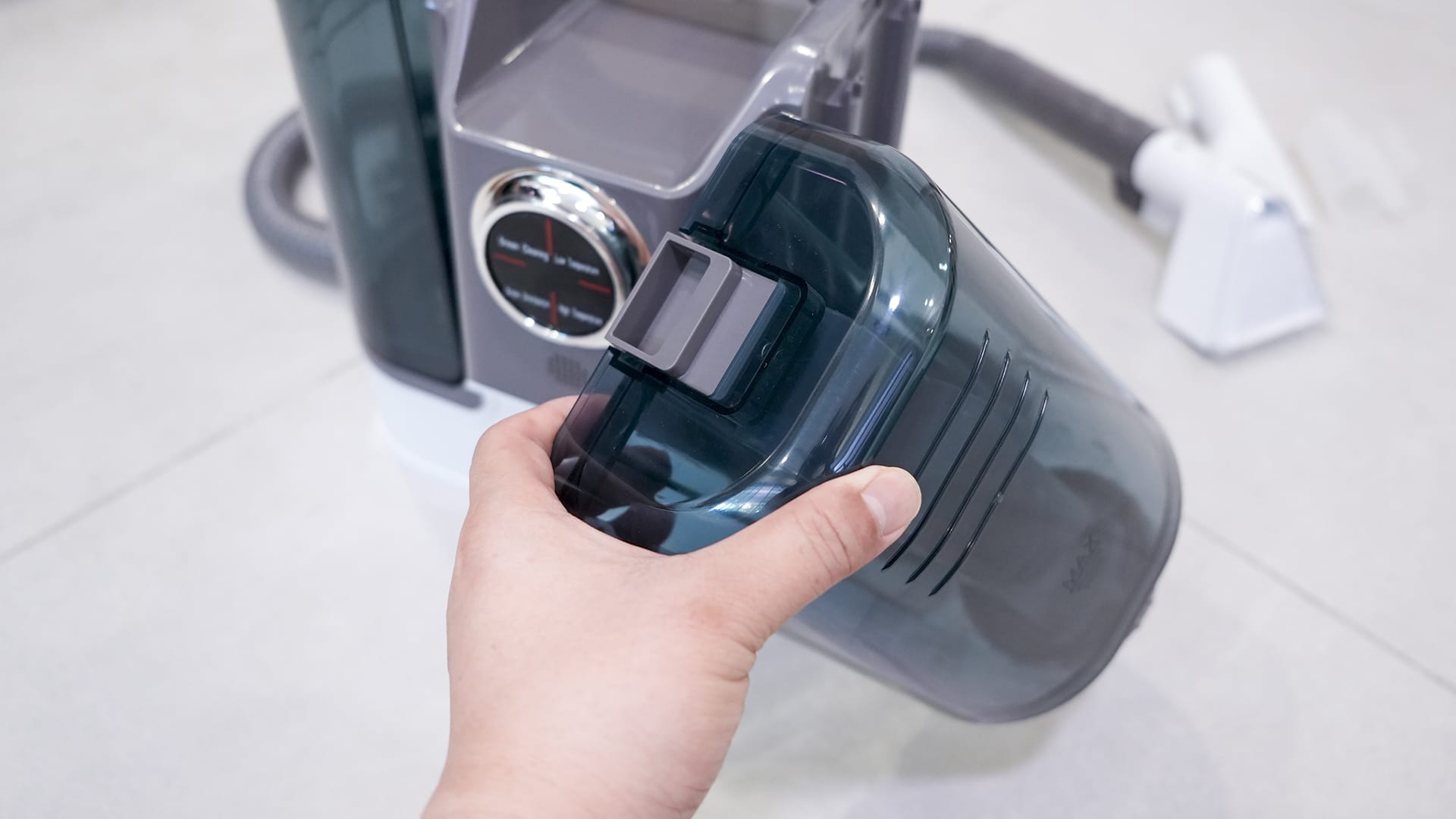 TJean Portable Spot Cleaner review: A compact steam-powered solution ...